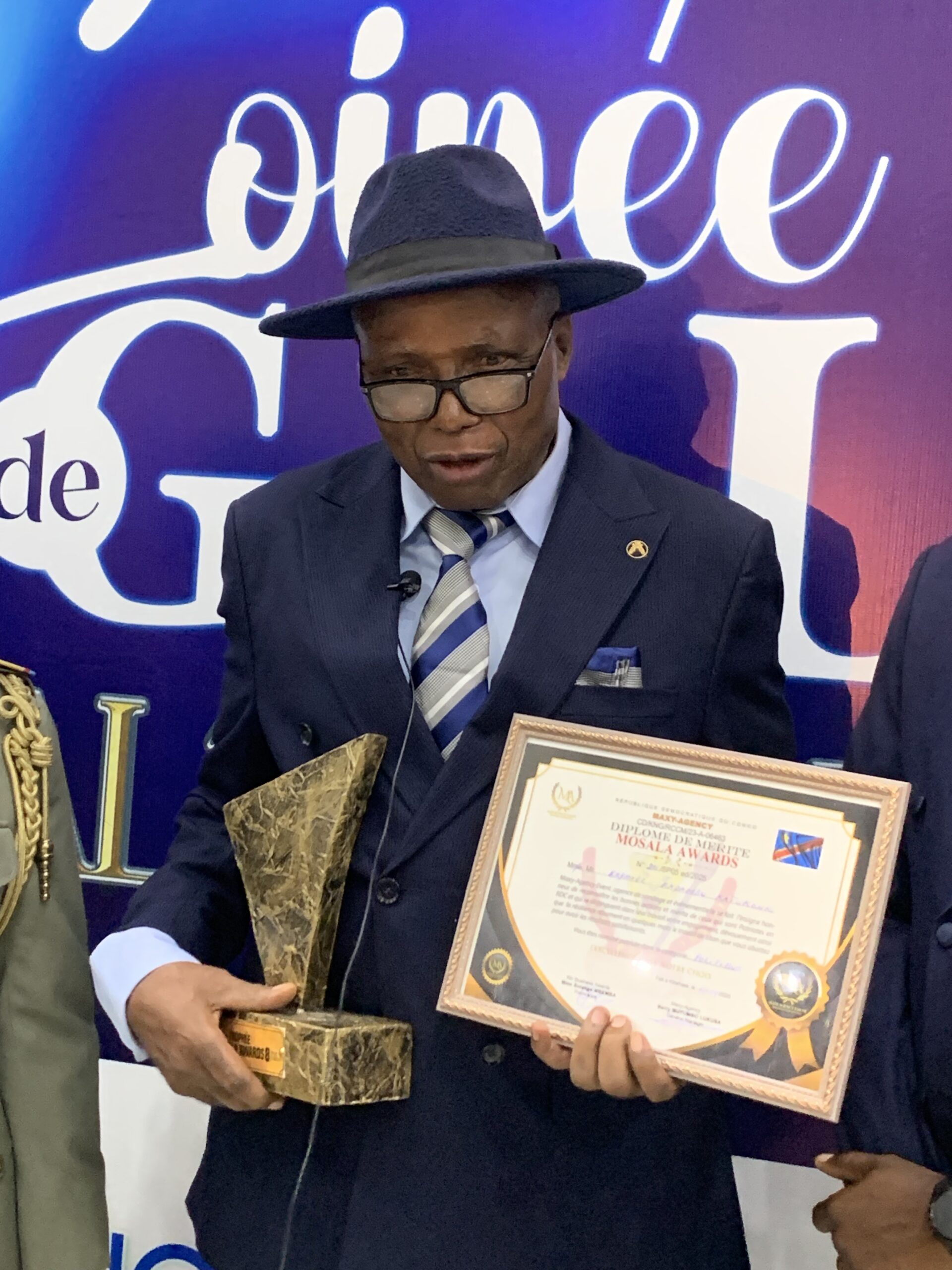 Trophée Mosala Award:Raphaël Kapambu Katukonki plébiscité Homme ...